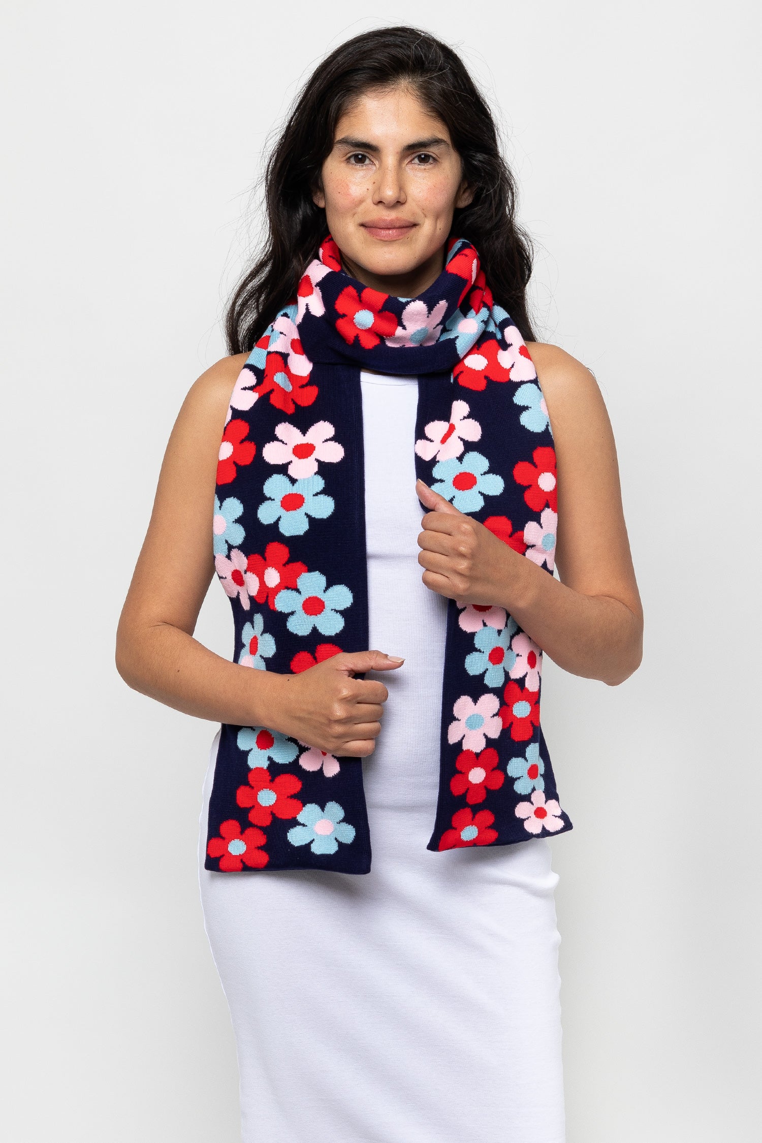 JQSCARF35 - Daisy Vine Scarf – Los Angeles Apparel